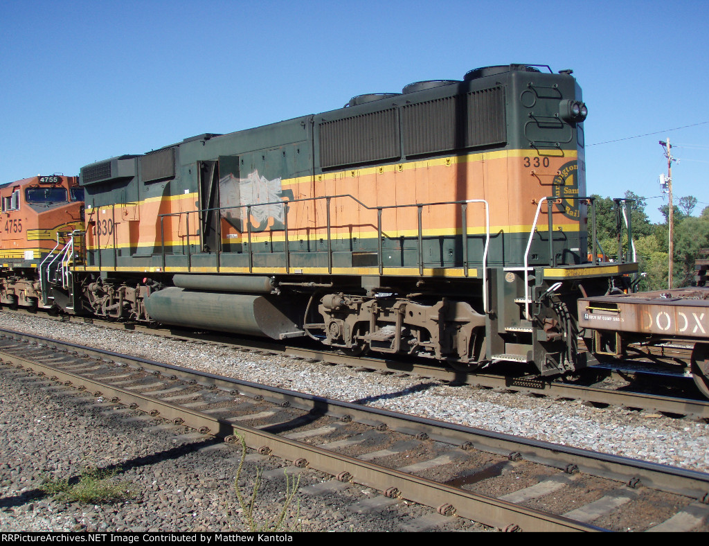 BNSF 330
